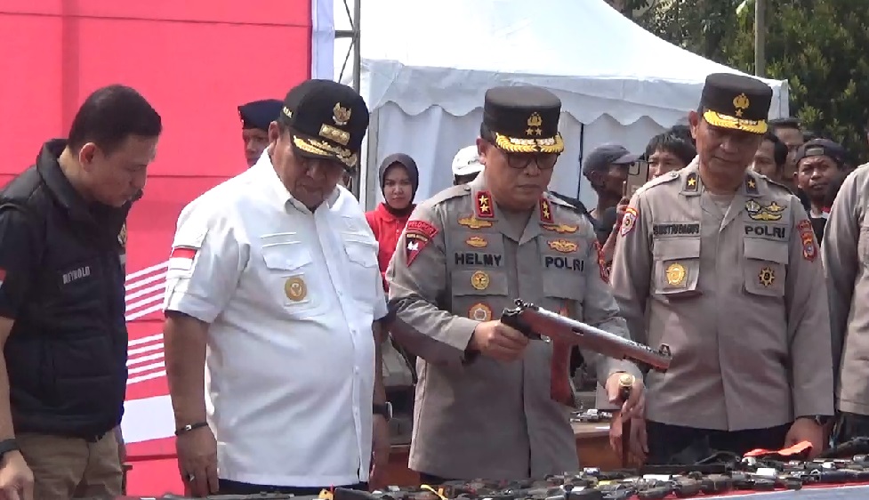 566 Senpi Ilegal Dimusnahkan, yang Masih Menyimpan Ayo Serahkan - radartvnews | Portal Berita ...